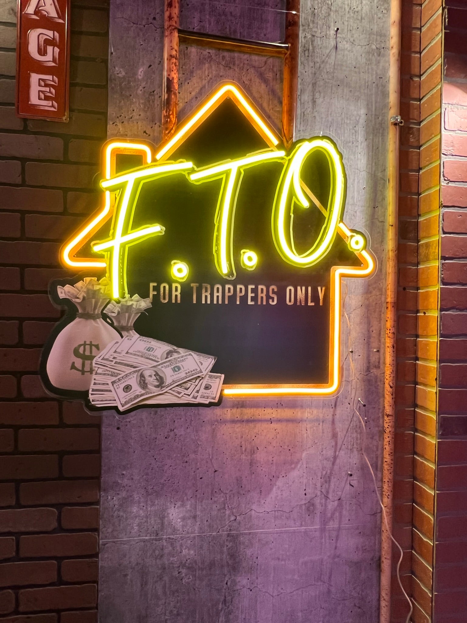 Neon logo – Pixel Neon Studio